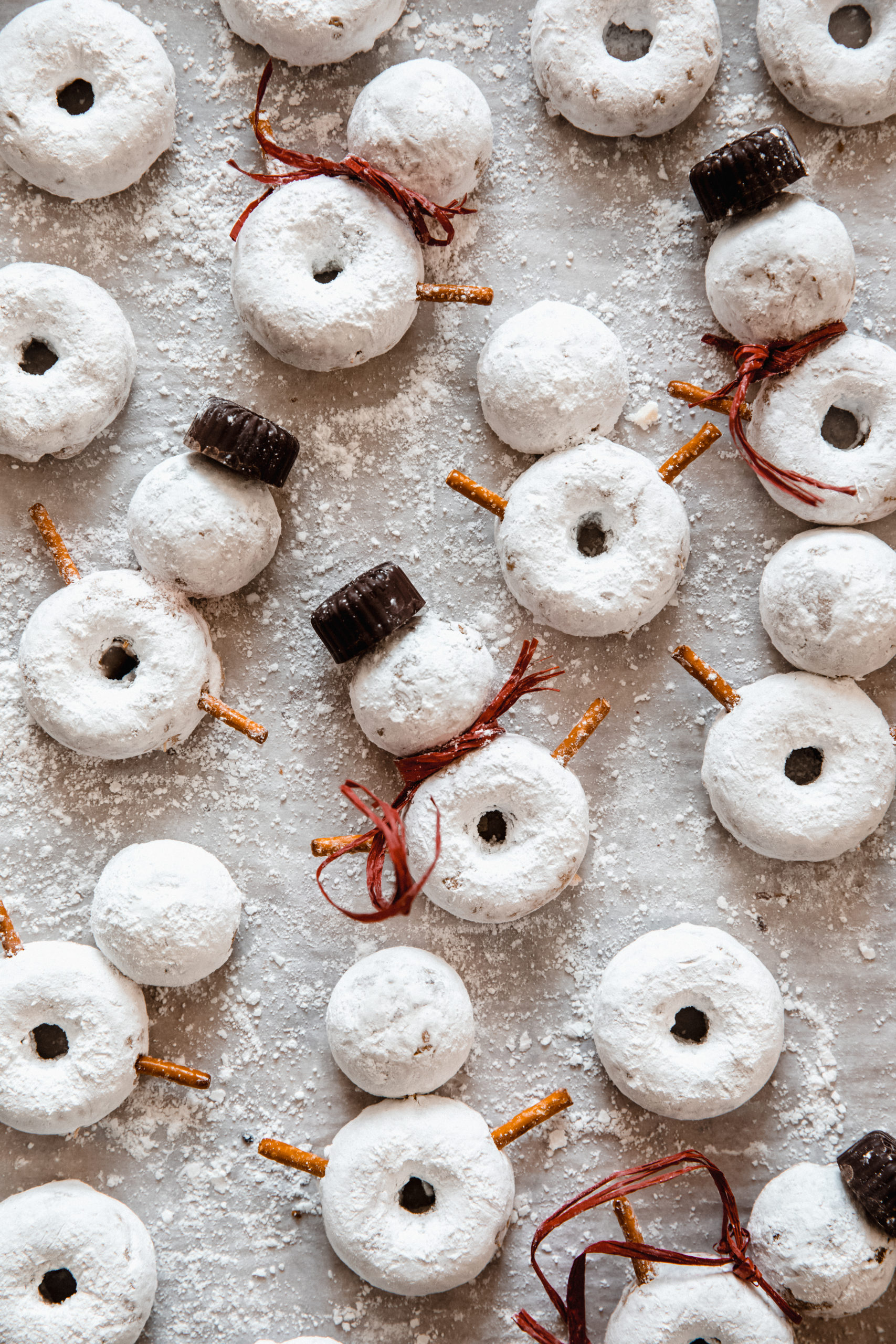 Snowman Donuts - Delight Fuel